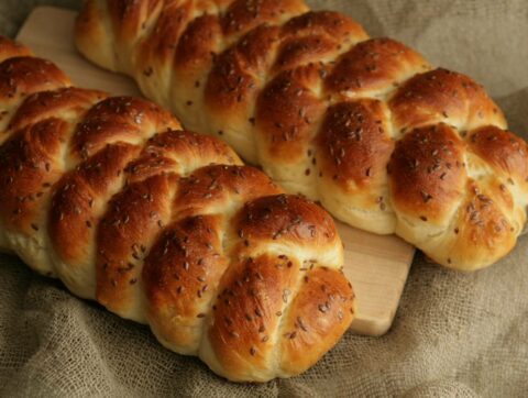 Ask the Expert: Taking Challah - Zomick's Kosher Bakery